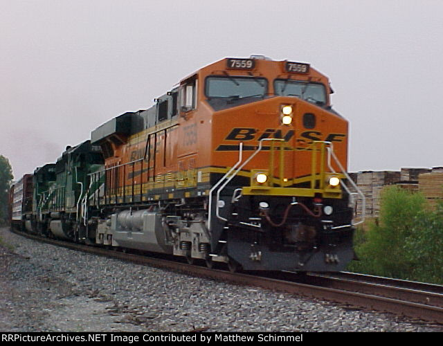 BNSF 7559